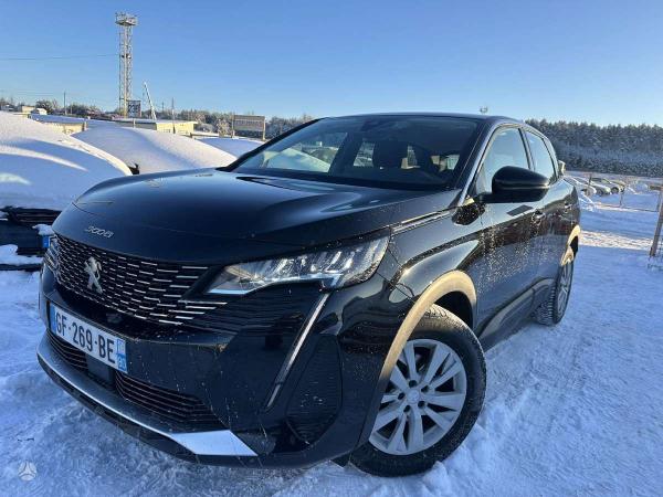 Melns Peugeot 3008 2022 Viļņa, ar dzinēja tilpumu 1.20 L un nobraukumu 134 tūkst. km par 14277 €, foto 1 vietnē AUTOMOTO.COM.LV