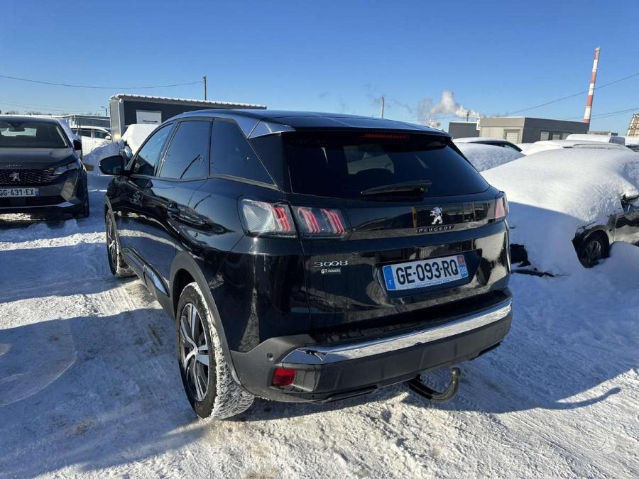 Melns Peugeot 3008 2022 Viļņa, ar dzinēja tilpumu 1.50 L un nobraukumu 172 tūkst. km par 16092 €, foto 3 vietnē AUTOMOTO.COM.LV