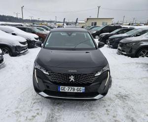 Black Peugeot 3008 2022 in Vilnius, with an engine capacity of 1.20 L and mileage of 186 thousand km for 12463 €, photo 2 on AUTOMOTO.COM.LV
