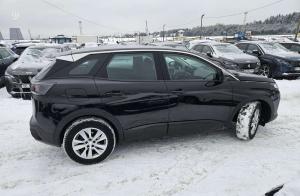 Black Peugeot 3008 2022 in Vilnius, with an engine capacity of 1.20 L and mileage of 186 thousand km for 12463 €, photo 4 on AUTOMOTO.COM.LV