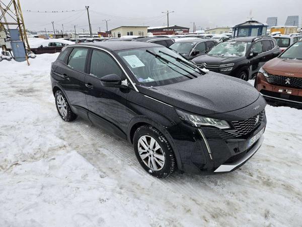 Black Peugeot 3008 2022 in Vilnius, with an engine capacity of 1.20 L and mileage of 156 thousand km for 13310 €, photo 1 on AUTOMOTO.COM.LV