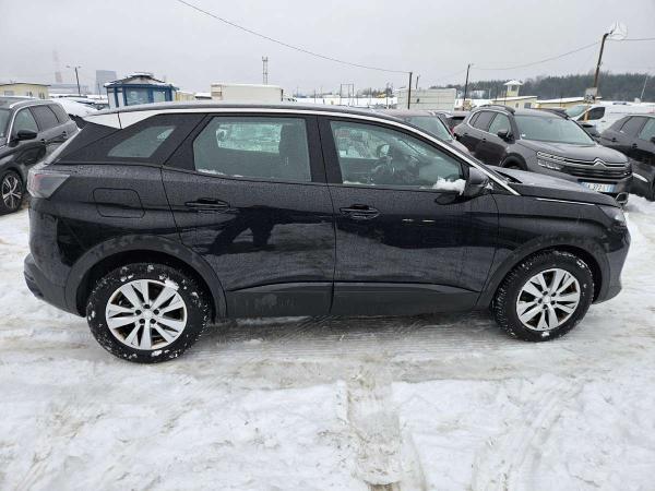 Black Peugeot 3008 2022 in Vilnius, with an engine capacity of 1.20 L and mileage of 156 thousand km for 13310 €, photo 4 on AUTOMOTO.COM.LV