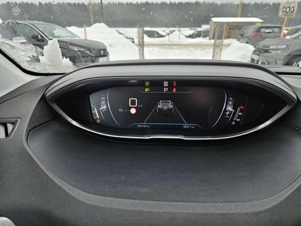Black Peugeot 3008 2022 in Vilnius, with an engine capacity of 1.20 L and mileage of 156 thousand km for 13310 €, photo 9 on AUTOMOTO.COM.LV
