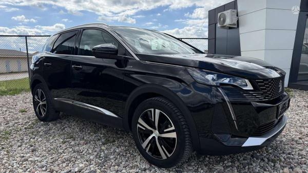Black Peugeot 3008 2022 in Vilnius, with an engine capacity of 1.20 L and mileage of 112 thousand km for 17787 €, photo 8 on AUTOMOTO.COM.LV