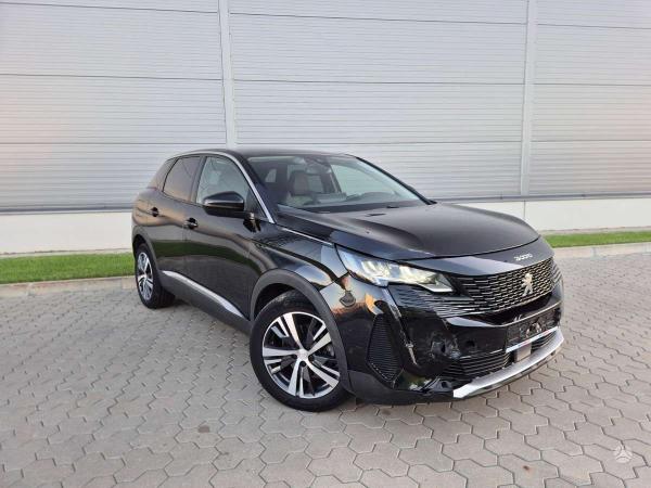 Black Peugeot 3008 2022 in Kaunas, with an engine capacity of 1.20 L and mileage of 75 thousand km for 12500 €, photo 4 on AUTOMOTO.COM.LV