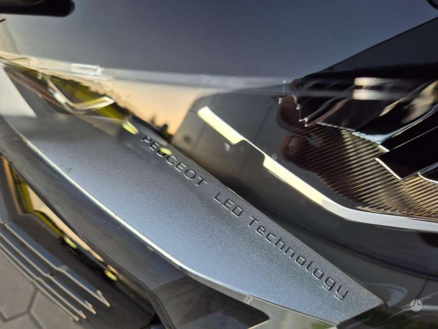 Melns Peugeot 3008 2022 Kauņa, ar dzinēja tilpumu 1.20 L un nobraukumu 75 tūkst. km par 12500 €, foto 21 vietnē AUTOMOTO.COM.LV
