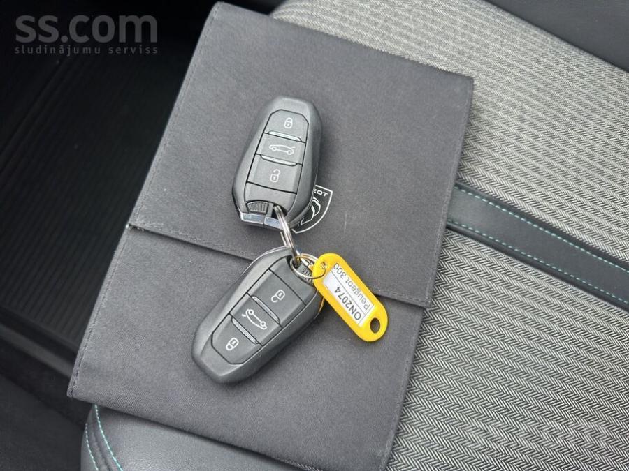 Melns Peugeot 3008 2022 Rīga, ar dzinēja tilpumu 1.50 L un nobraukumu 129 tūkst. km par 16490 €, foto 20 vietnē AUTOMOTO.COM.LV