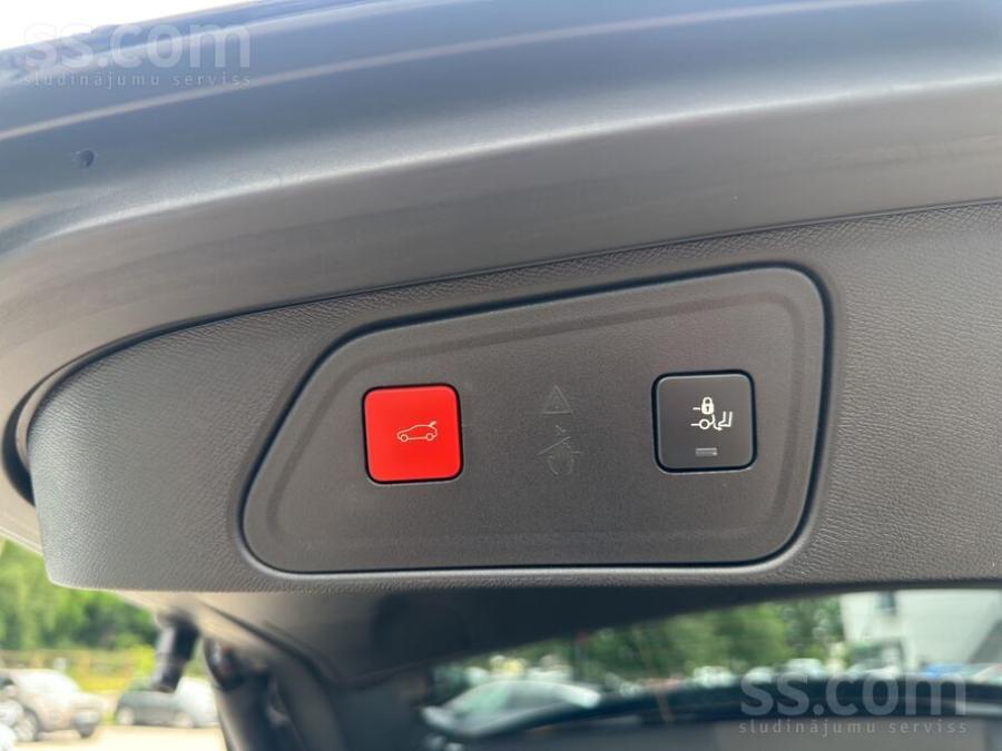 Melns Peugeot 3008 2022 Rīga, ar dzinēja tilpumu 1.50 L un nobraukumu 129 tūkst. km par 16490 €, foto 21 vietnē AUTOMOTO.COM.LV