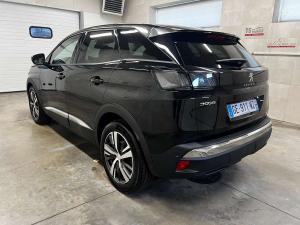 Black Peugeot 3008 2022 in Marijampole, with an engine capacity of 1.20 L and mileage of 22 thousand km for 18876 €, photo 5 on AUTOMOTO.COM.LV