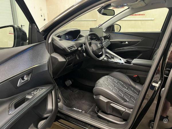 Black Peugeot 3008 2022 in Marijampole, with an engine capacity of 1.20 L and mileage of 22 thousand km for 18876 €, photo 7 on AUTOMOTO.COM.LV