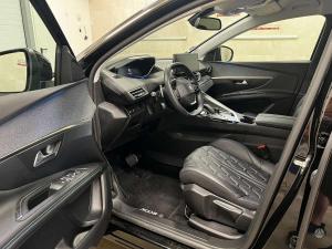 Black Peugeot 3008 2022 in Marijampole, with an engine capacity of 1.20 L and mileage of 22 thousand km for 18876 €, photo 8 on AUTOMOTO.COM.LV