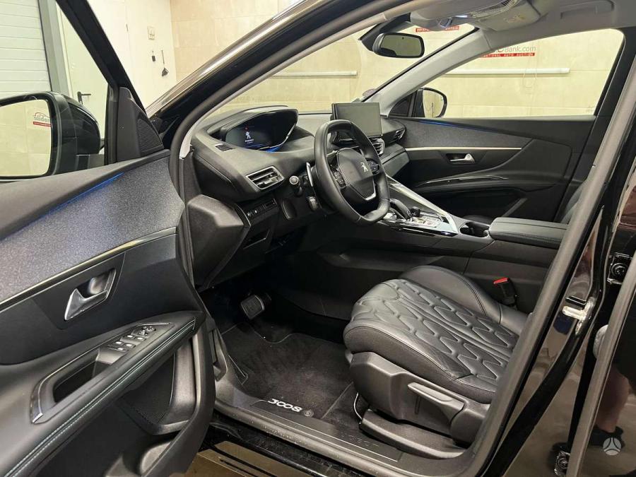 Black Peugeot 3008 2022 in Marijampole, with an engine capacity of 1.20 L and mileage of 22 thousand km for 18876 €, photo 8 on AUTOMOTO.COM.LV