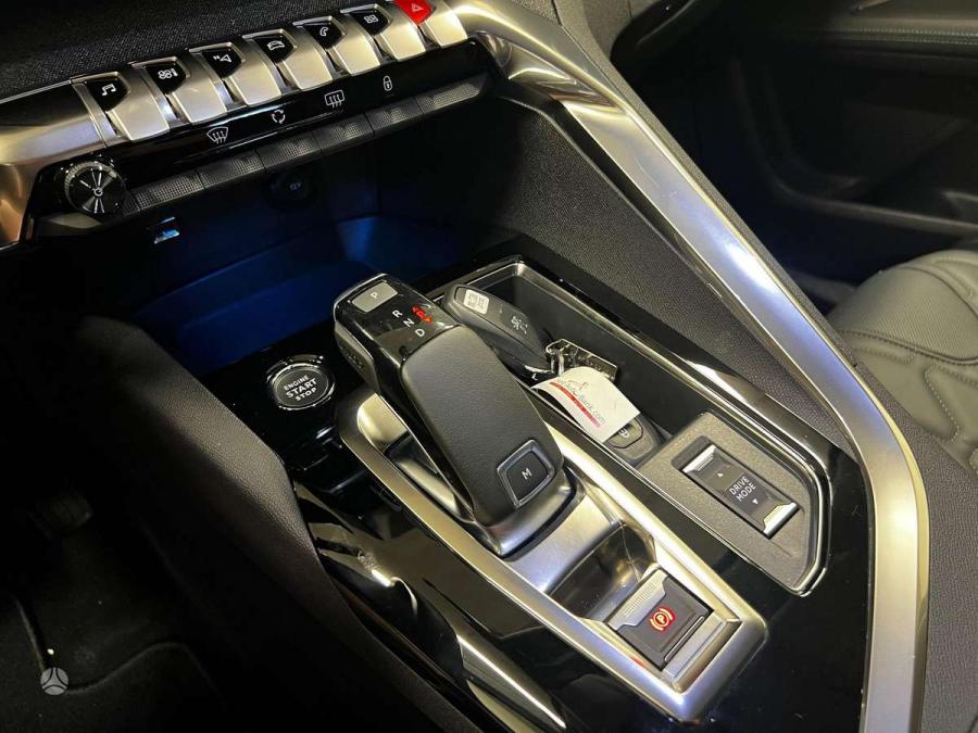 Black Peugeot 3008 2022 in Marijampole, with an engine capacity of 1.20 L and mileage of 22 thousand km for 18876 €, photo 10 on AUTOMOTO.COM.LV