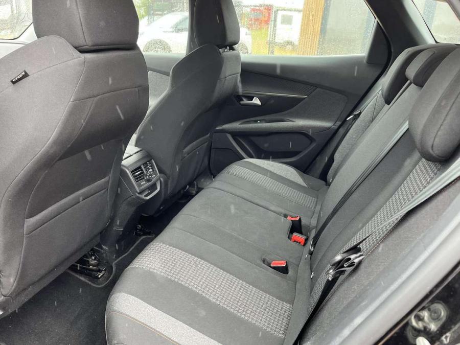 Melns Peugeot 3008 2022 Viļņa, ar dzinēja tilpumu 1.20 L un nobraukumu 176 tūkst. km par 11858 €, foto 13 vietnē AUTOMOTO.COM.LV