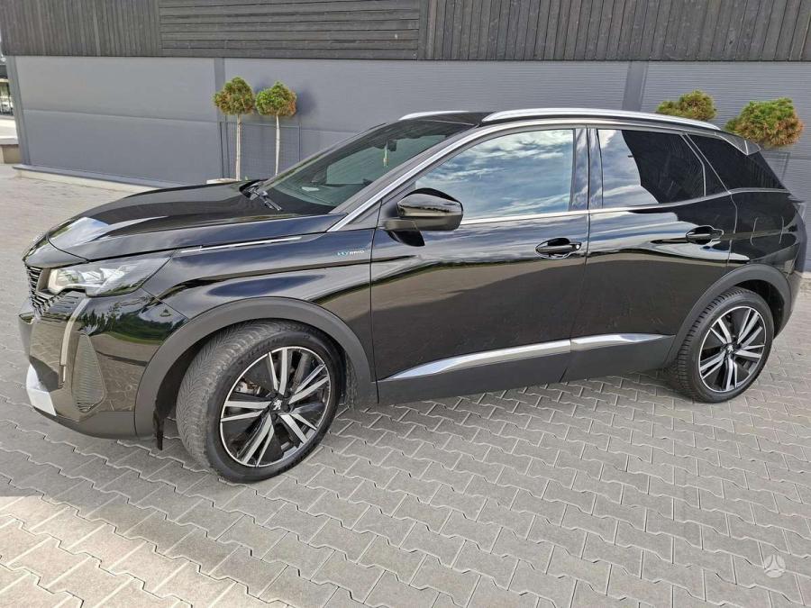 Melns Peugeot 3008 2022 Šauļi, ar dzinēja tilpumu 1.60 L un nobraukumu 143 tūkst. km par 18950 €, foto 1 vietnē AUTOMOTO.COM.LV