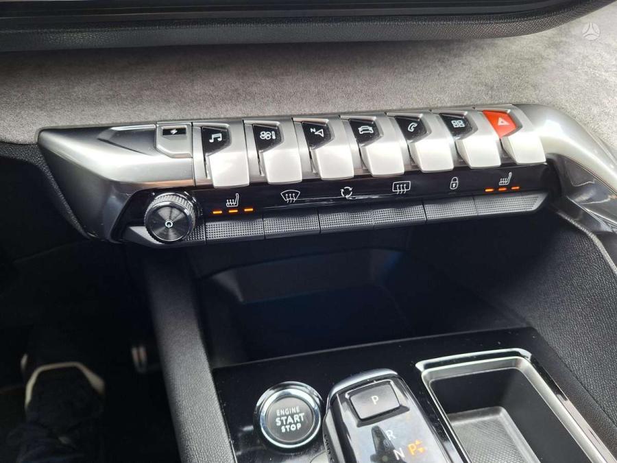 Melns Peugeot 3008 2022 Šauļi, ar dzinēja tilpumu 1.60 L un nobraukumu 143 tūkst. km par 18950 €, foto 15 vietnē AUTOMOTO.COM.LV