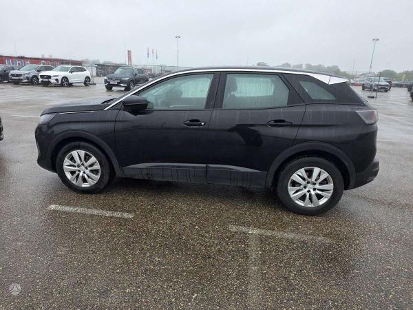 Black Peugeot 3008 2022 in Vilnius, with an engine capacity of 1.20 L and mileage of 152 thousand km for 12900 €, photo 5 on AUTOMOTO.COM.LV