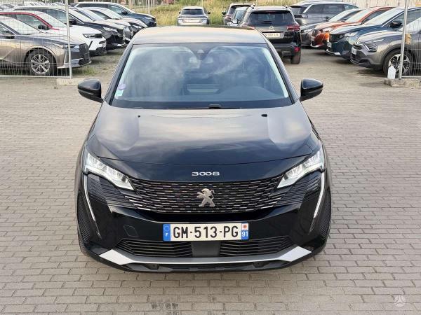 Black Peugeot 3008 2022 in Marijampole, with an engine capacity of 1.20 L and mileage of 86 thousand km for 16335 €, photo 4 on AUTOMOTO.COM.LV