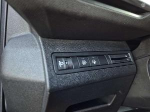 Melns Peugeot 3008 2022 Kauņa, ar dzinēja tilpumu 1.20 L un nobraukumu 74 tūkst. km par 11850 €, foto 13 vietnē AUTOMOTO.COM.LV