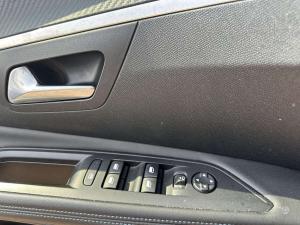 Melns Peugeot 3008 2022 Viļņa, ar dzinēja tilpumu 1.50 L un nobraukumu 184 tūkst. km par 14519 €, foto 13 vietnē AUTOMOTO.COM.LV