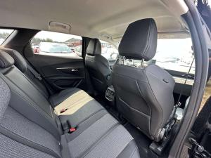 Melns Peugeot 3008 2022 Viļņa, ar dzinēja tilpumu 1.50 L un nobraukumu 184 tūkst. km par 14519 €, foto 19 vietnē AUTOMOTO.COM.LV
