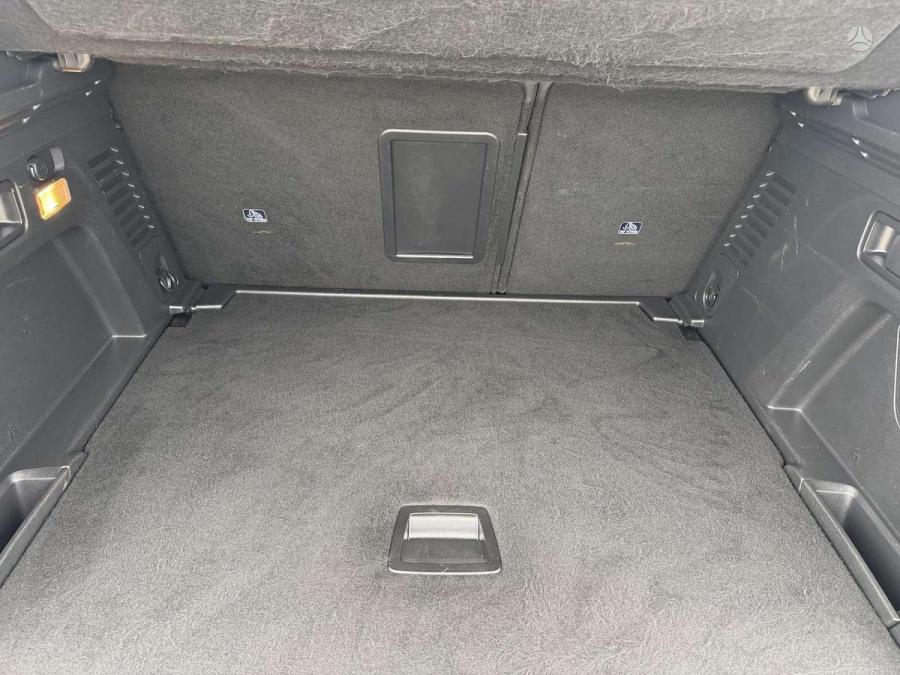 Melns Peugeot 3008 2022 Marijampole, ar dzinēja tilpumu 1.20 L un nobraukumu 98 tūkst. km par 16940 €, foto 31 vietnē AUTOMOTO.COM.LV