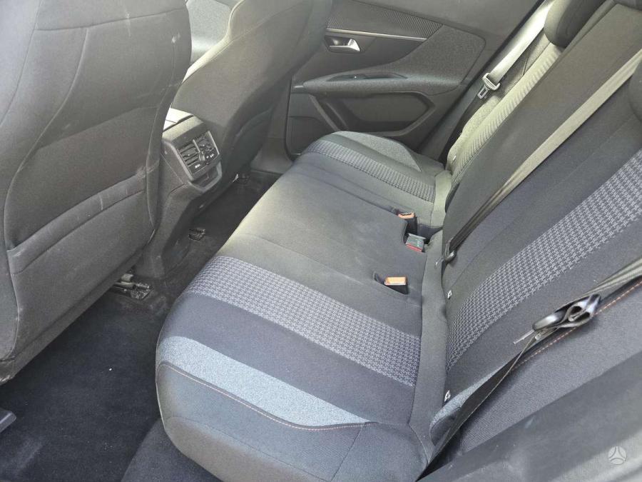Melns Peugeot 3008 2022 Viļņa, ar dzinēja tilpumu 1.50 L un nobraukumu 219 tūkst. km par 15000 €, foto 20 vietnē AUTOMOTO.COM.LV