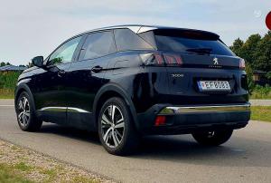 Melns Peugeot 3008 2022 Viļņa, ar dzinēja tilpumu 1.60 L un nobraukumu 76 tūkst. km par 18350 €, foto 9 vietnē AUTOMOTO.COM.LV