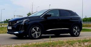 Melns Peugeot 3008 2022 Viļņa, ar dzinēja tilpumu 1.60 L un nobraukumu 76 tūkst. km par 18350 €, foto 12 vietnē AUTOMOTO.COM.LV