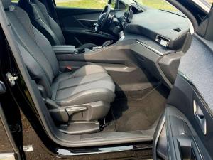 Melns Peugeot 3008 2022 Viļņa, ar dzinēja tilpumu 1.60 L un nobraukumu 76 tūkst. km par 18350 €, foto 17 vietnē AUTOMOTO.COM.LV