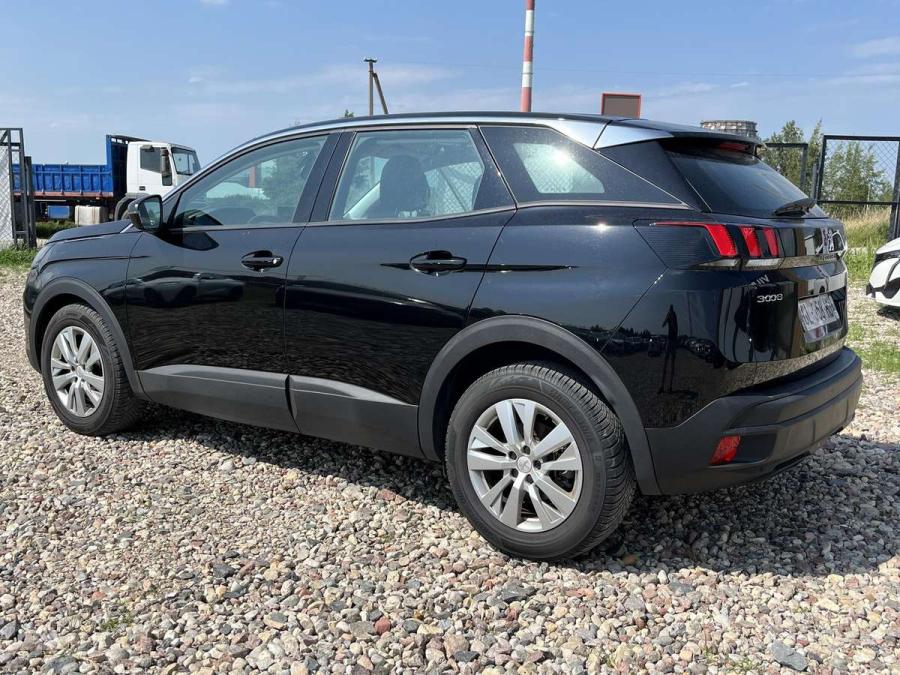 Melns Peugeot 3008 2022 Viļņa, ar dzinēja tilpumu 1.20 L un nobraukumu 148 tūkst. km par 11495 €, foto 5 vietnē AUTOMOTO.COM.LV