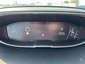Melns Peugeot 3008 2022 Viļņa, ar dzinēja tilpumu 1.20 L un nobraukumu 148 tūkst. km par 11495 €, foto 13 vietnē AUTOMOTO.COM.LV