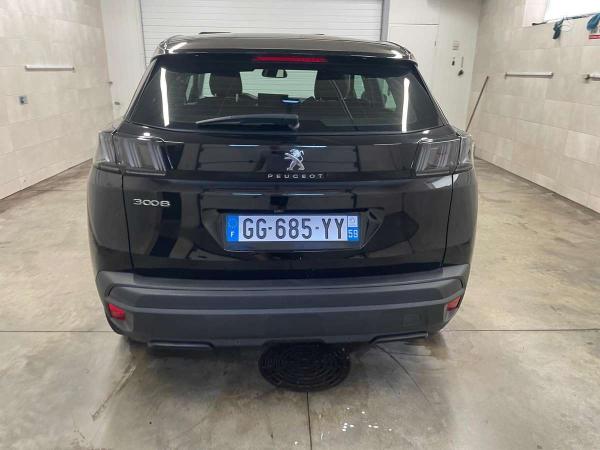 Black Peugeot 3008 2022 in Marijampole, with an engine capacity of 1.20 L and mileage of 133 thousand km for 12705 €, photo 5 on AUTOMOTO.COM.LV