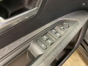 Black Peugeot 3008 2022 in Marijampole, with an engine capacity of 1.20 L and mileage of 133 thousand km for 12705 €, photo 8 on AUTOMOTO.COM.LV