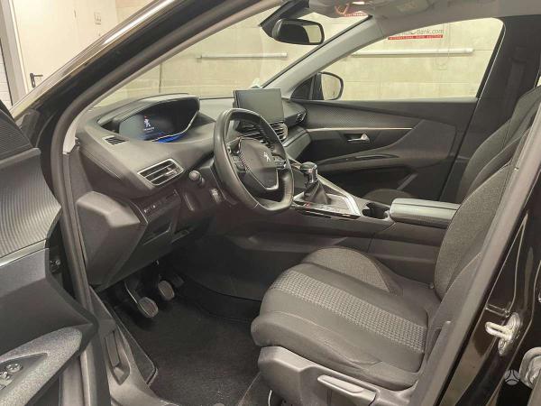 Black Peugeot 3008 2022 in Marijampole, with an engine capacity of 1.20 L and mileage of 133 thousand km for 12705 €, photo 9 on AUTOMOTO.COM.LV