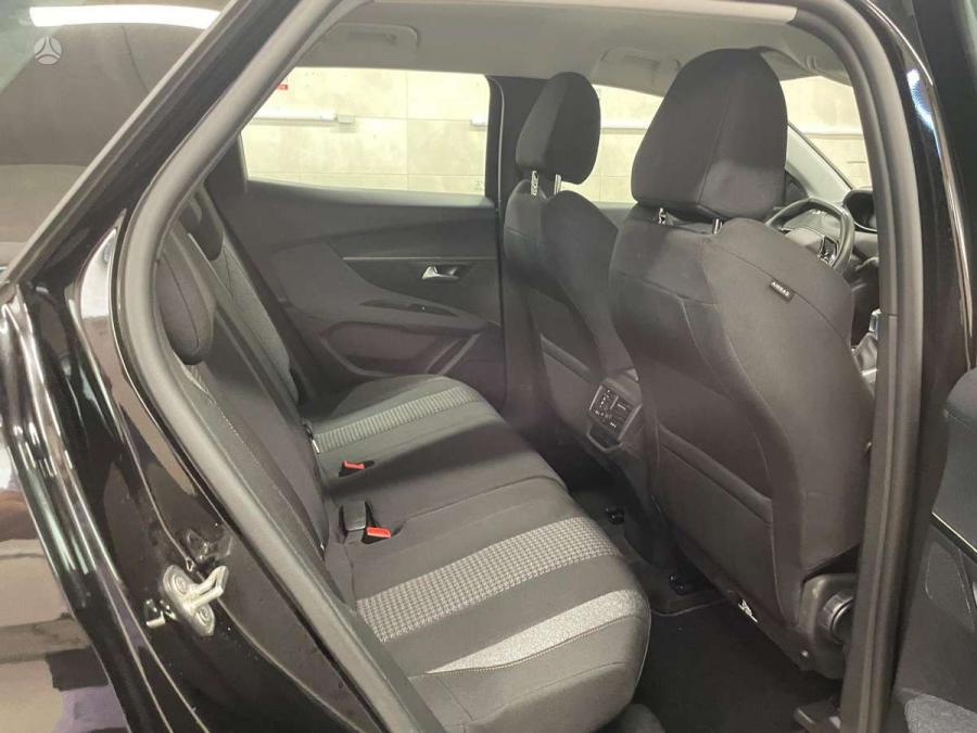 Black Peugeot 3008 2022 in Marijampole, with an engine capacity of 1.20 L and mileage of 133 thousand km for 12705 €, photo 16 on AUTOMOTO.COM.LV
