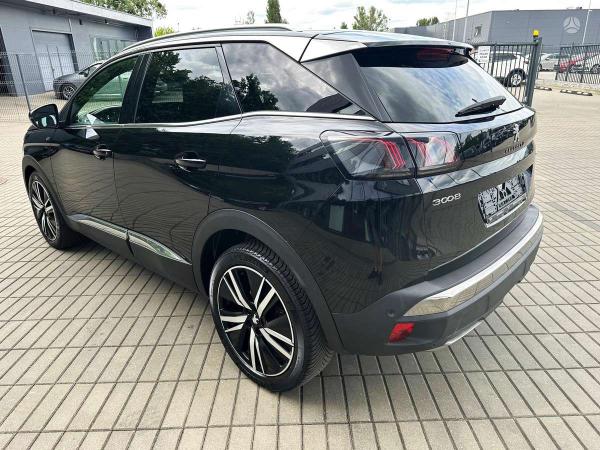 Black Peugeot 3008 2022 in Kaunas, with an engine capacity of 1.20 L and mileage of 170 thousand km for 15900 €, photo 4 on AUTOMOTO.COM.LV