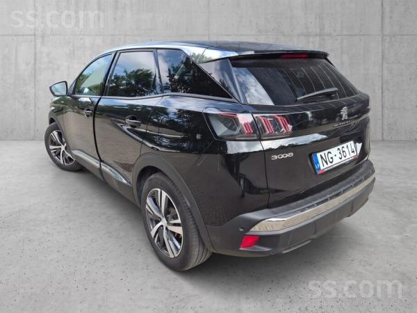 Melns Peugeot 3008 2022 Rīga, ar dzinēja tilpumu 1.60 L un nobraukumu 40 tūkst. km par 20400 €, foto 4 vietnē AUTOMOTO.COM.LV