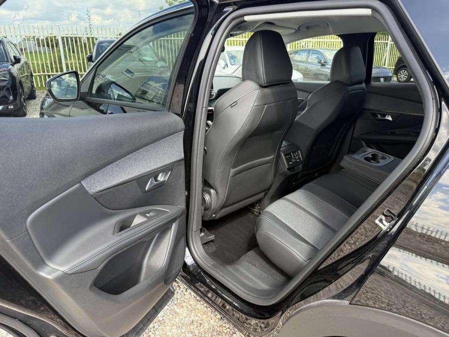 Melns Peugeot 3008 2022 Marijampole, ar dzinēja tilpumu 1.20 L un nobraukumu 149 tūkst. km par 15119 €, foto 24 vietnē AUTOMOTO.COM.LV