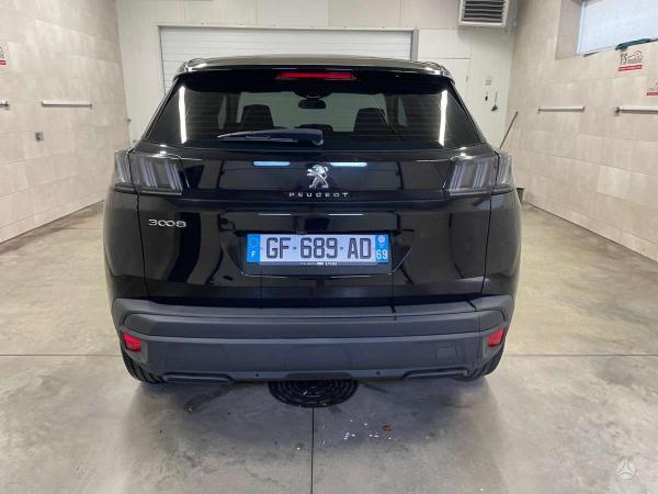 Black Peugeot 3008 2022 in Marijampole, with an engine capacity of 1.20 L and mileage of 67 thousand km for 15609 €, photo 5 on AUTOMOTO.COM.LV