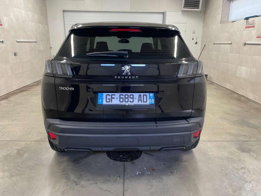 Black Peugeot 3008 2022 in Marijampole, with an engine capacity of 1.20 L and mileage of 67 thousand km for 15609 €, photo 6 on AUTOMOTO.COM.LV