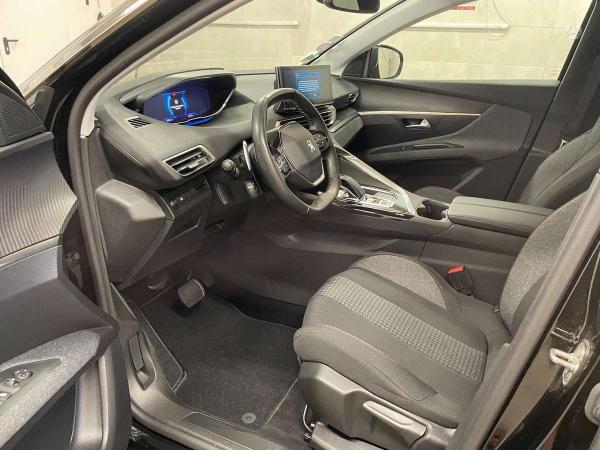 Black Peugeot 3008 2022 in Marijampole, with an engine capacity of 1.20 L and mileage of 67 thousand km for 15609 €, photo 7 on AUTOMOTO.COM.LV