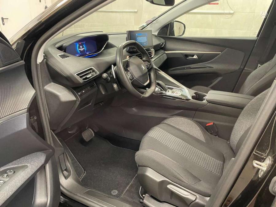 Black Peugeot 3008 2022 in Marijampole, with an engine capacity of 1.20 L and mileage of 67 thousand km for 15609 €, photo 8 on AUTOMOTO.COM.LV