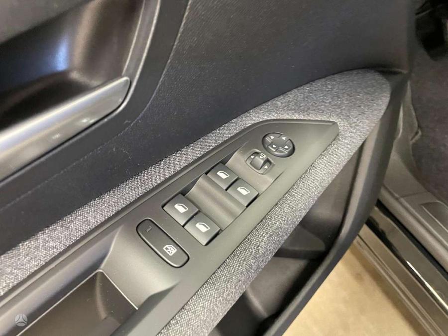 Black Peugeot 3008 2022 in Marijampole, with an engine capacity of 1.20 L and mileage of 67 thousand km for 15609 €, photo 12 on AUTOMOTO.COM.LV