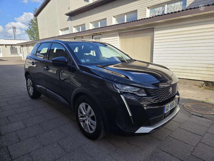 Black Peugeot 3008 2022 in Vilnius, with an engine capacity of 1.50 L and mileage of 219 thousand km for 15000 €, photo 4 on AUTOMOTO.COM.LV