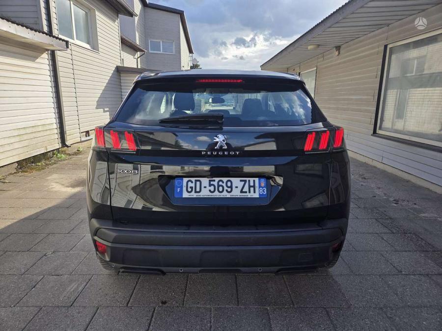 Black Peugeot 3008 2022 in Vilnius, with an engine capacity of 1.50 L and mileage of 219 thousand km for 15000 €, photo 6 on AUTOMOTO.COM.LV