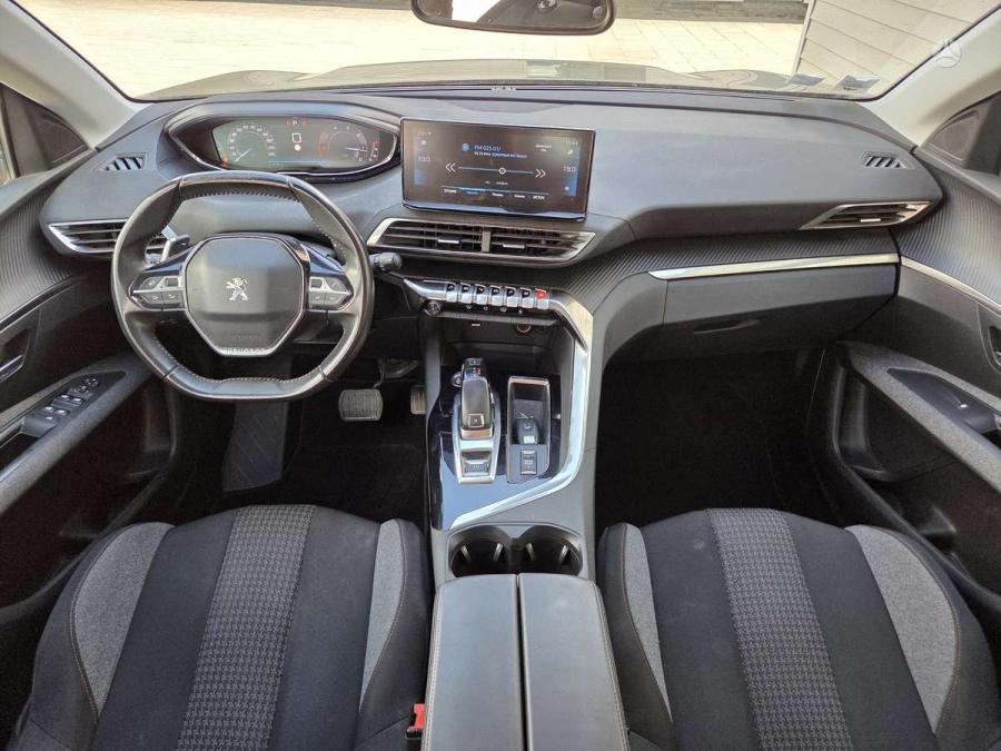Black Peugeot 3008 2022 in Vilnius, with an engine capacity of 1.50 L and mileage of 219 thousand km for 15000 €, photo 11 on AUTOMOTO.COM.LV