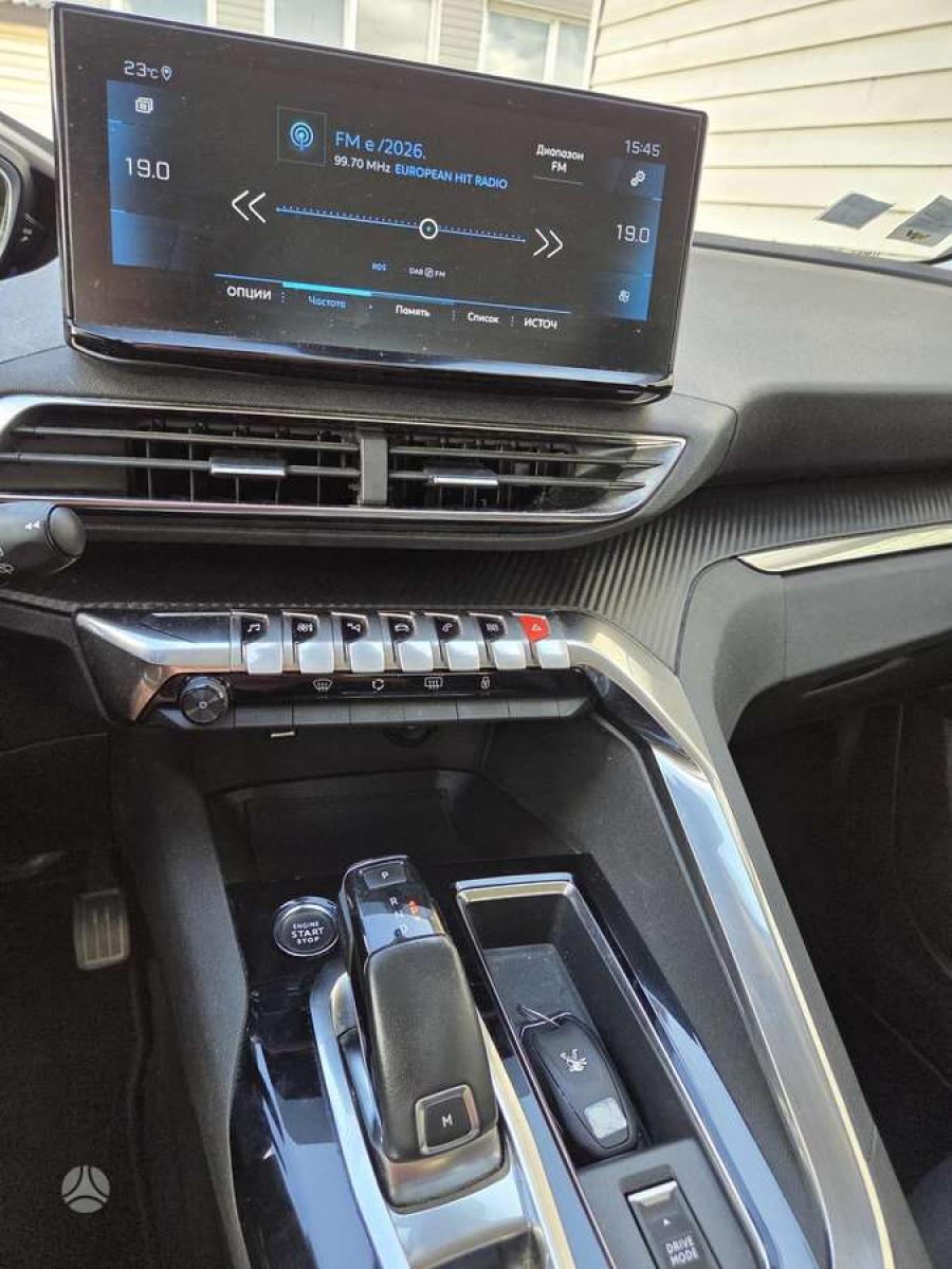 Black Peugeot 3008 2022 in Vilnius, with an engine capacity of 1.50 L and mileage of 219 thousand km for 15000 €, photo 15 on AUTOMOTO.COM.LV