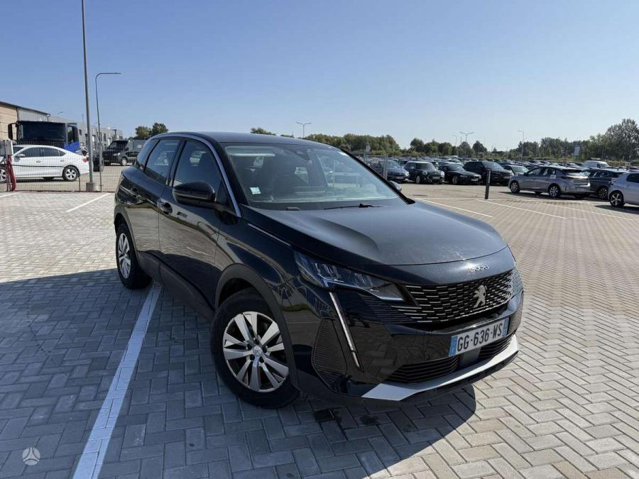 Black Peugeot 3008 2022 in Taurage, with an engine capacity of 1.20 L and mileage of 96 thousand km for 13068 €, photo 1 on AUTOMOTO.COM.LV