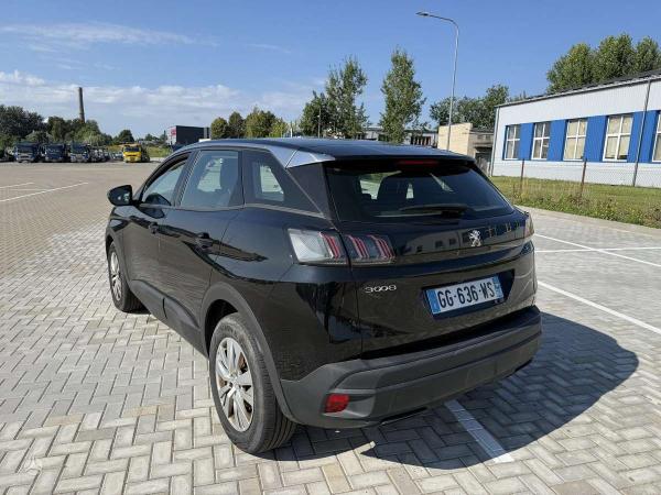 Black Peugeot 3008 2022 in Taurage, with an engine capacity of 1.20 L and mileage of 96 thousand km for 13068 €, photo 7 on AUTOMOTO.COM.LV